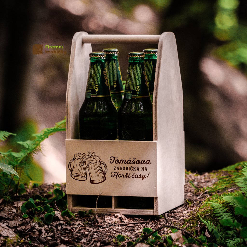 Dřevěný nosič na 4 piva se jménem - LaMuse.cz